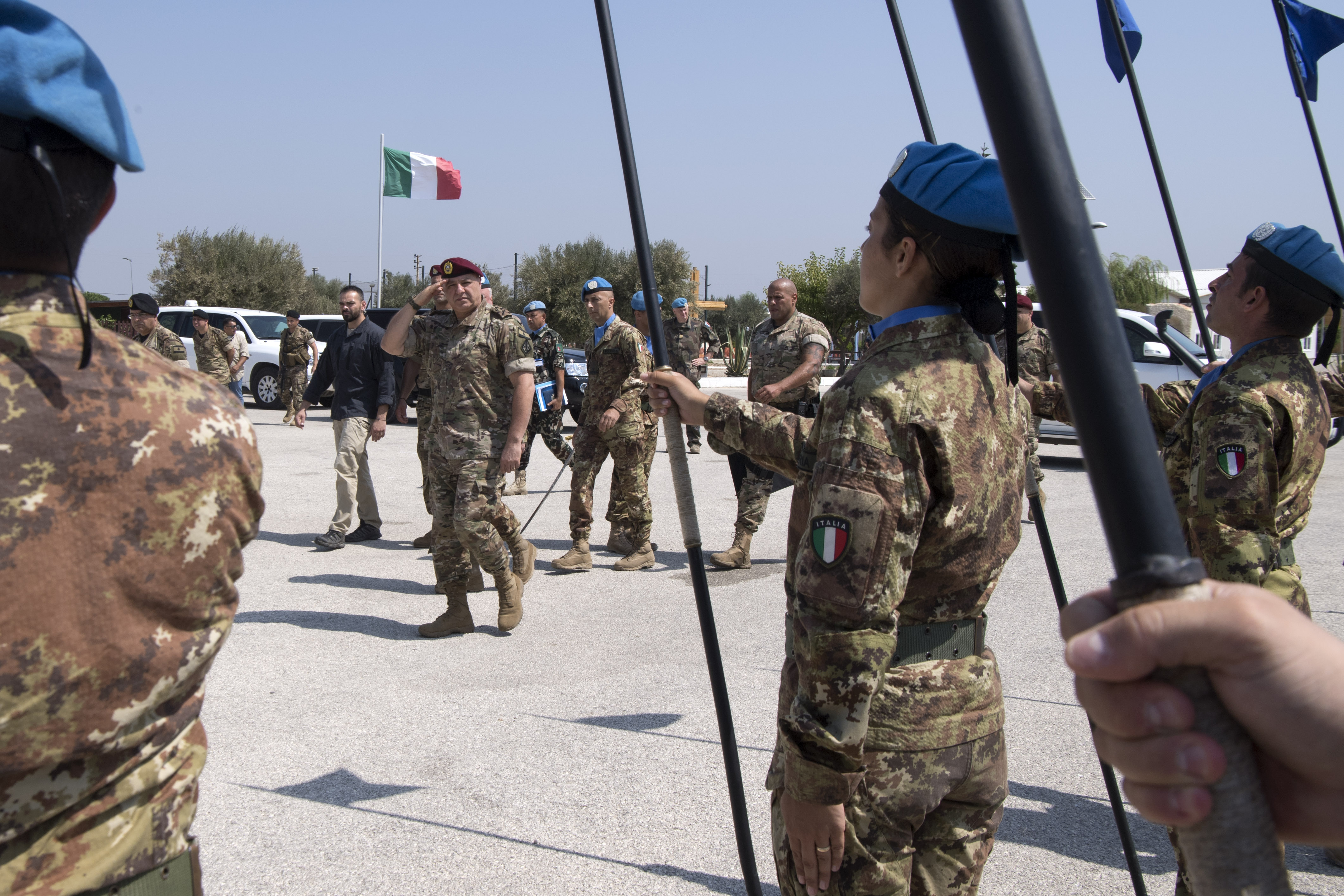 UNIFIL Head of Mission hosts LAF Commander | UNIFIL