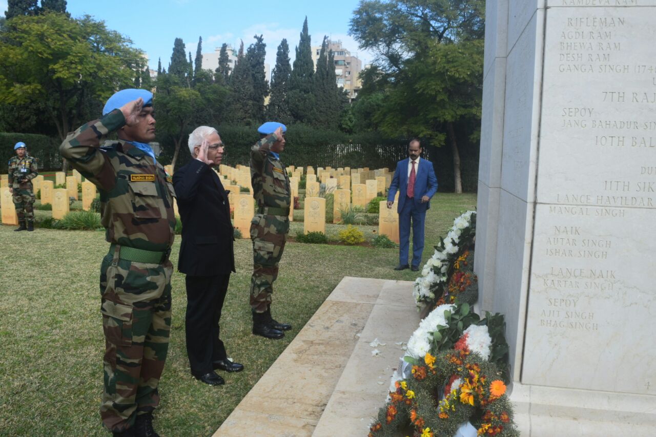 Indian peacekeepers honour World War martyrs in Beirut cemetery | UNIFIL
